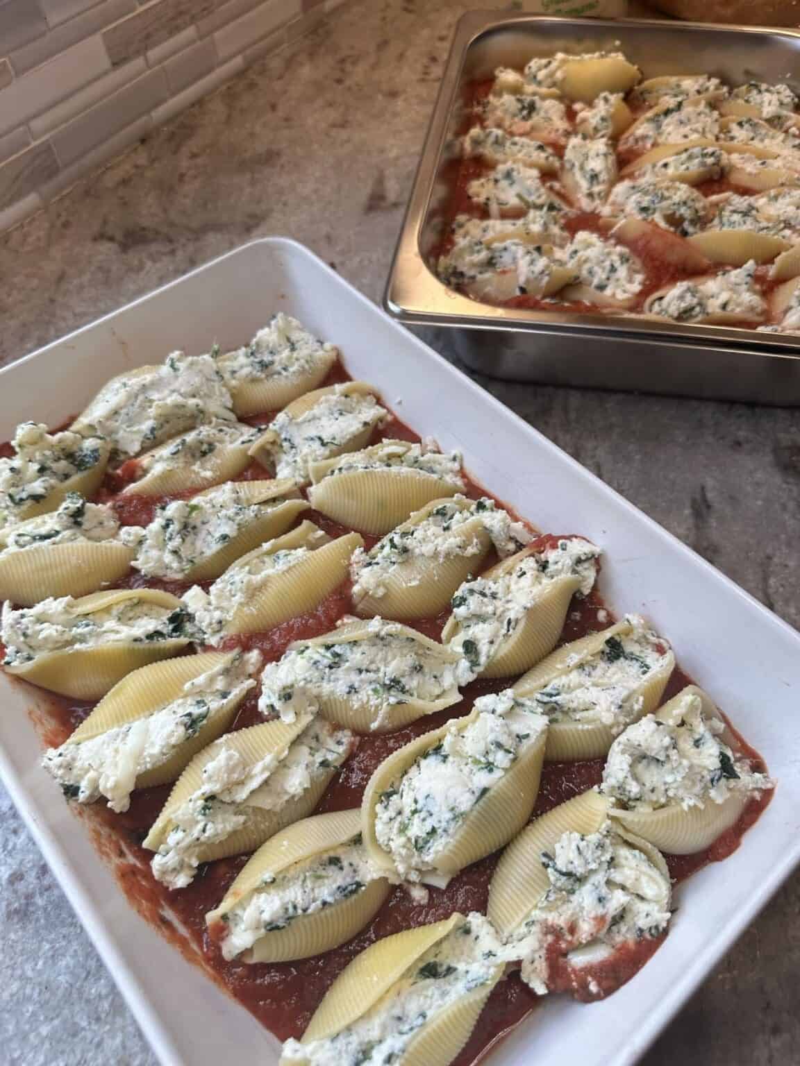 CLASSIC STUFFED SHELLS