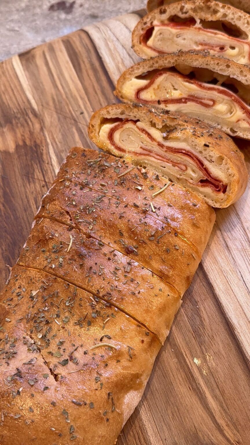 CHEESY PEPPERONI BREAD