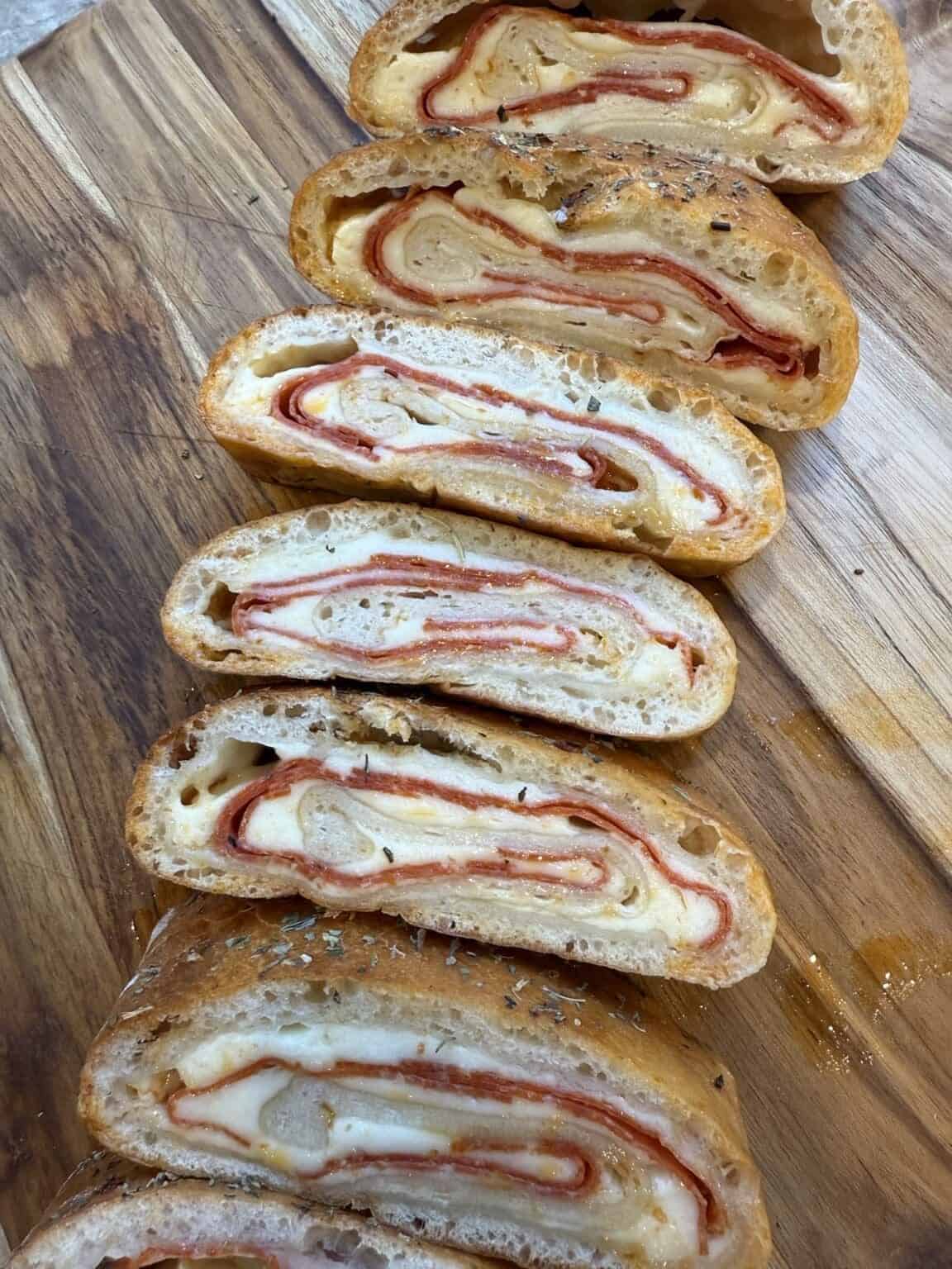 CHEESY PEPPERONI BREAD