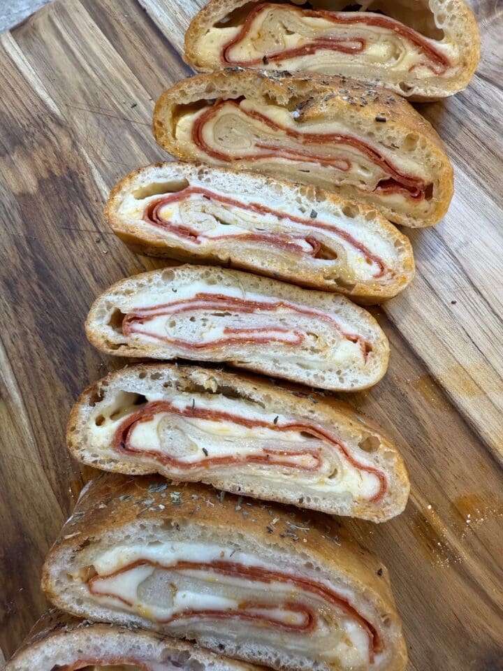 CHEESY PEPPERONI BREAD