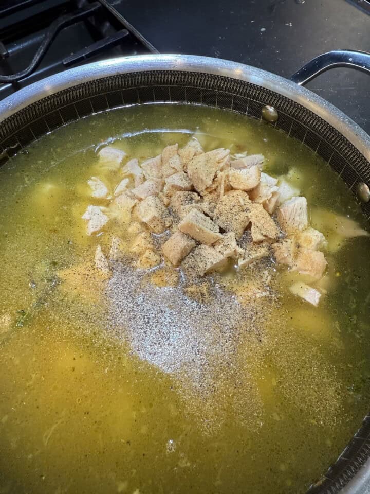 CHICKEN AND SHELLS SOUP