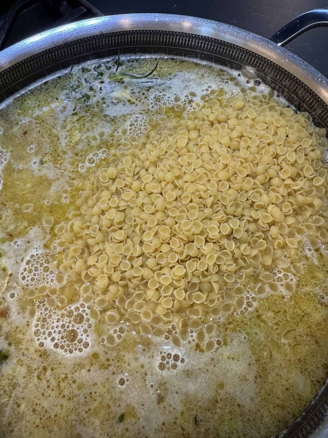 CHICKEN AND SHELLS SOUP