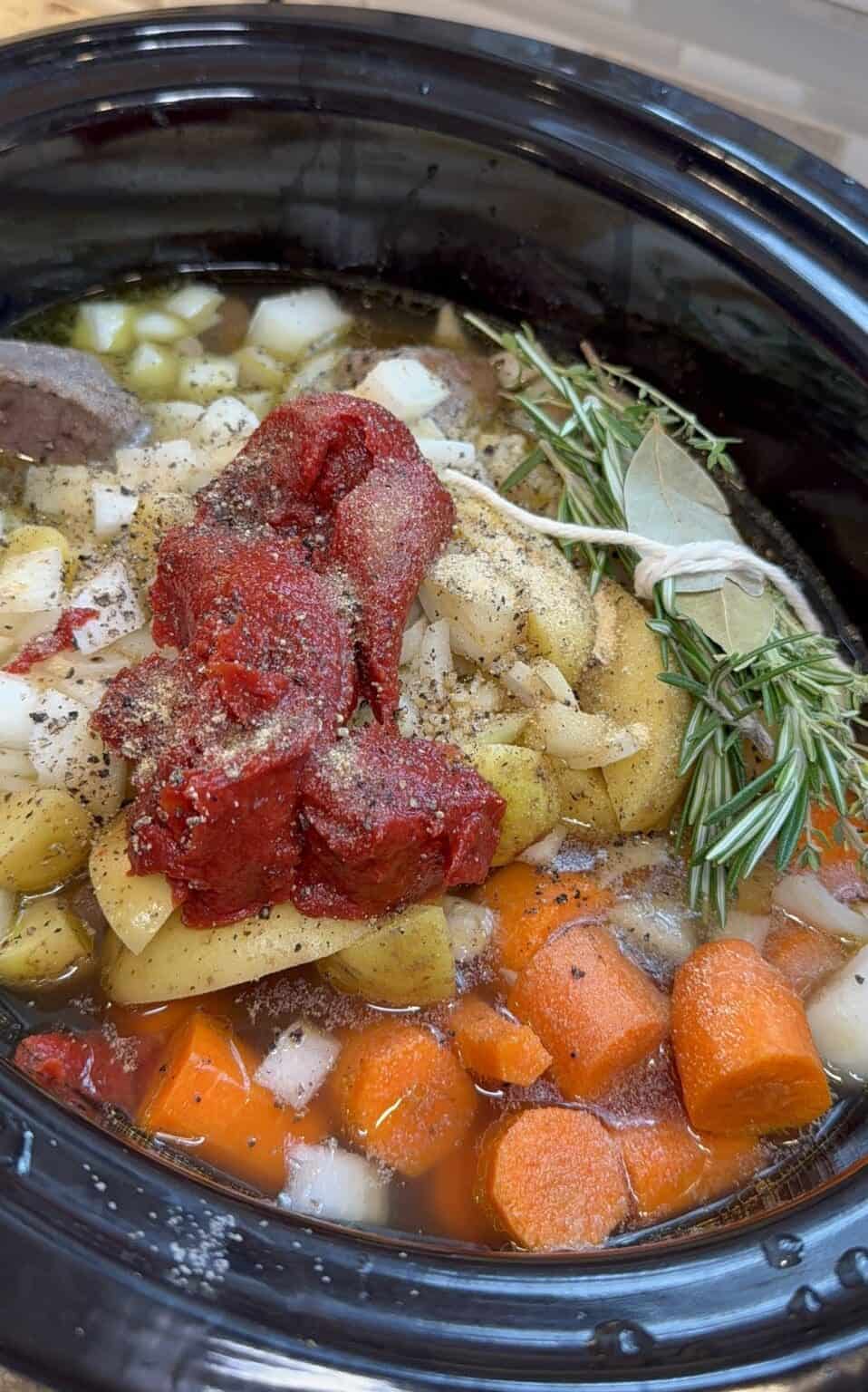 CROCKPOT BEEF STEW