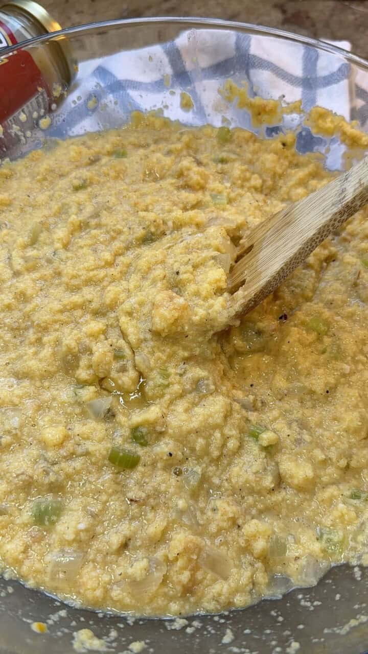 EASY CORNBREAD STUFFING (WITH STORE BOUGHT CORNBREAD)